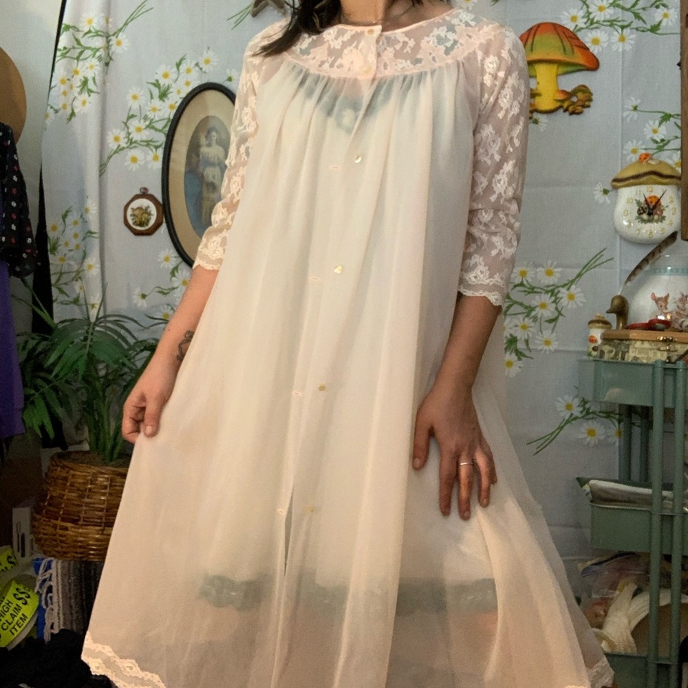 Vintage Pastel Pink Lace Chiffon Peignoir Jacket - Gem
